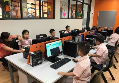 Vietnam Australia International School, Tran Cao Van Campus ...